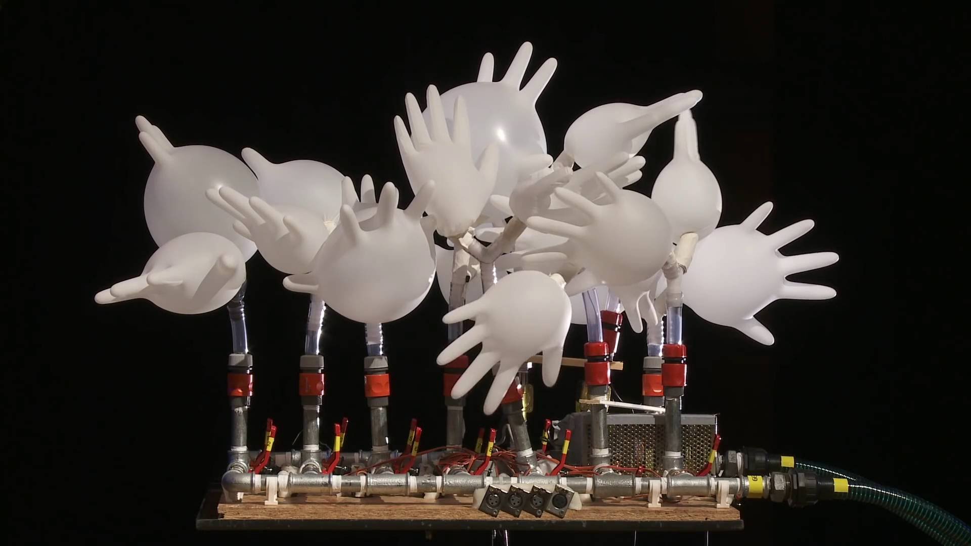 Paper Video Games – Digital + Tangible + Game